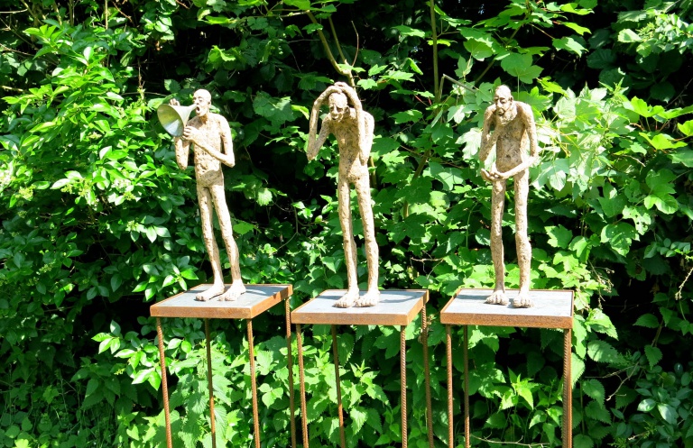 Meine Impressionen der „KunstSCHOW Zeeland“ – 107qm-schwarz auf weiß